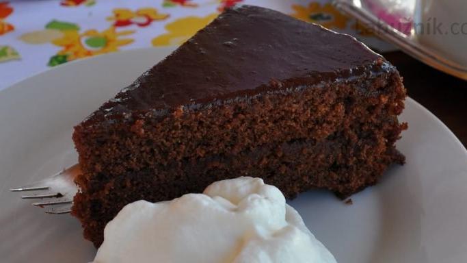 Dort přímo z hotelu Sacher (Originál sachrův dort) recept - Labužník.cz