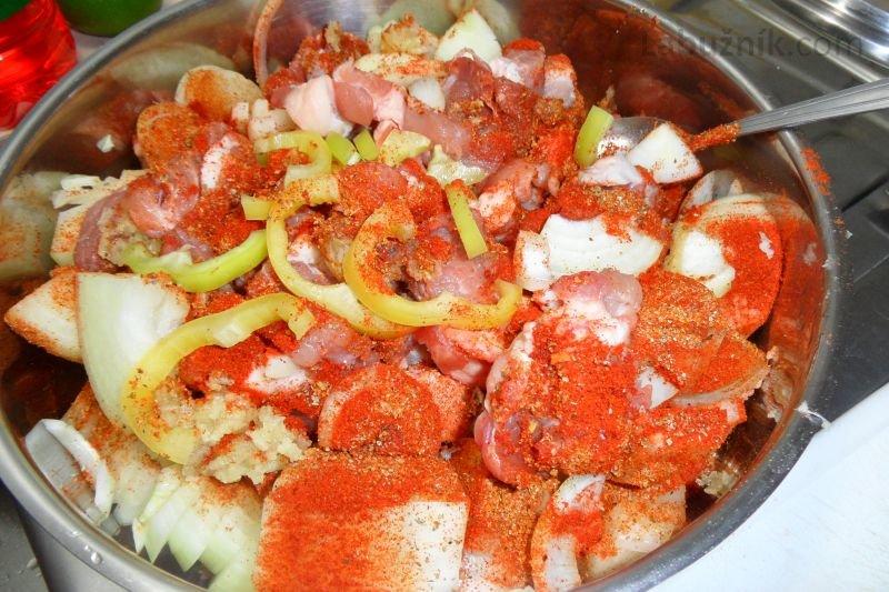 Guláš bez míchání recept - Labužník.cz