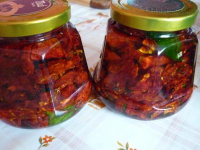 Sušená rajčata v oleji recept - Labužník.cz