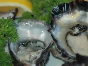 Francouzská omáčka Mignonette na ústřice i na rybu recept - Labužník.cz