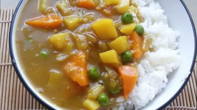 Zeleninové kari japonského stylu - Karé Raisu recept - Labužník.cz