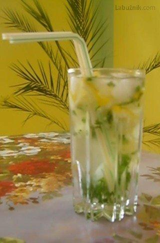 Mátová citronáda bez alkoholu ("Mojito" pro řidiče i děti) recept ...