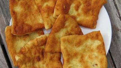 Jogurtové placky - Mekici s kyselo mljako recept - Labužník.cz