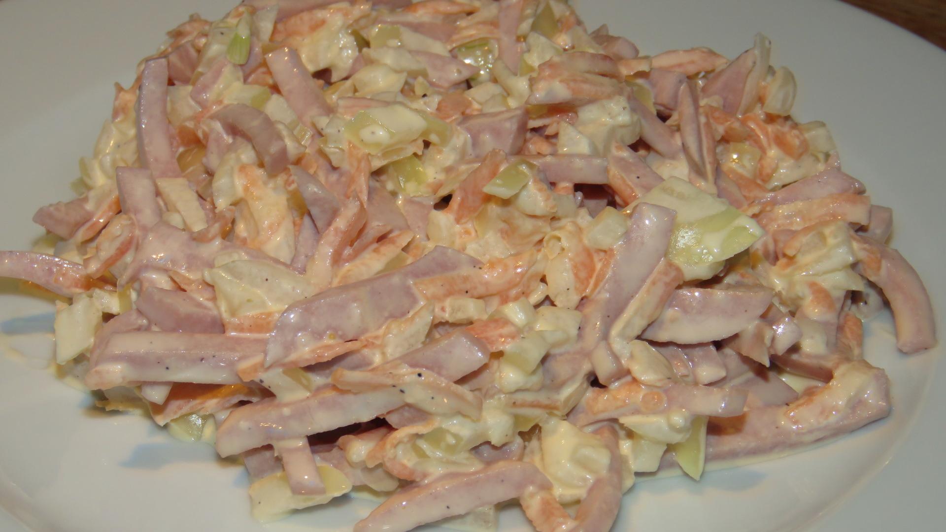 Lahůdkový salát ala humr recept - Labužník.cz