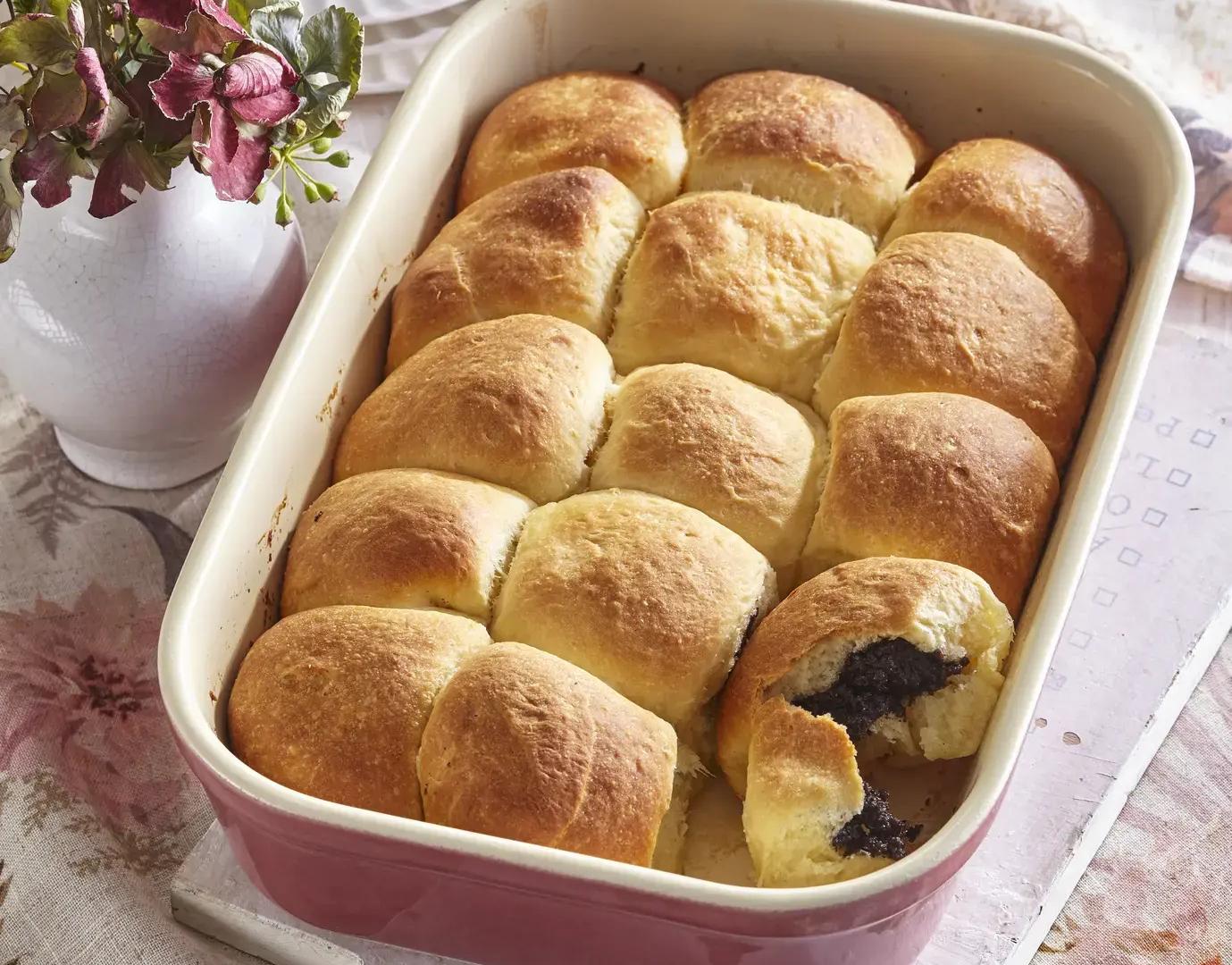 Kynuté buchty s mákem recept - Labužník.cz