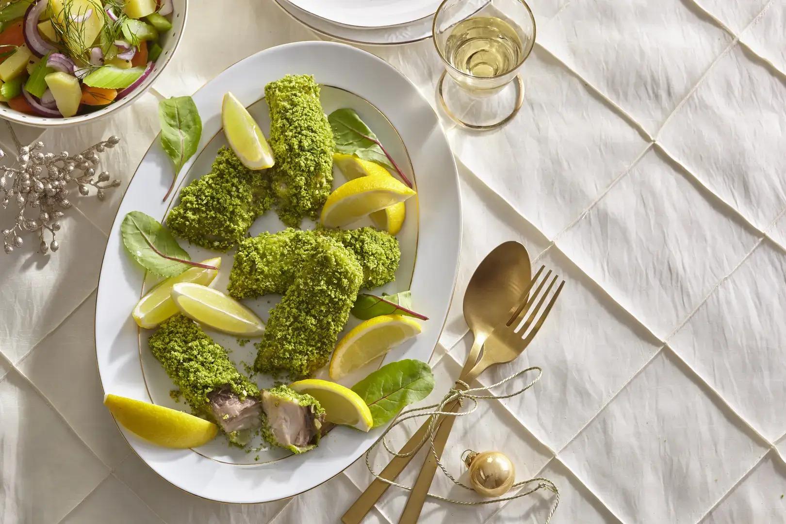 Kapr s bylinkovo-citronovou strouhankou recept - Labužník.cz