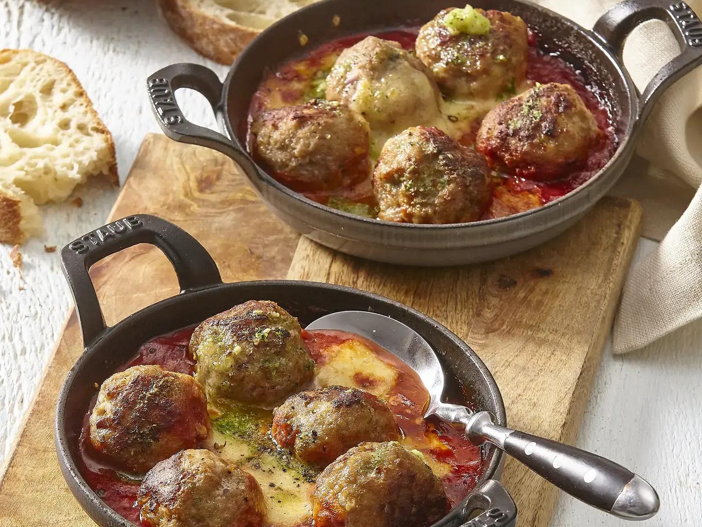 Zapečené masové koule recept - Labužník.cz